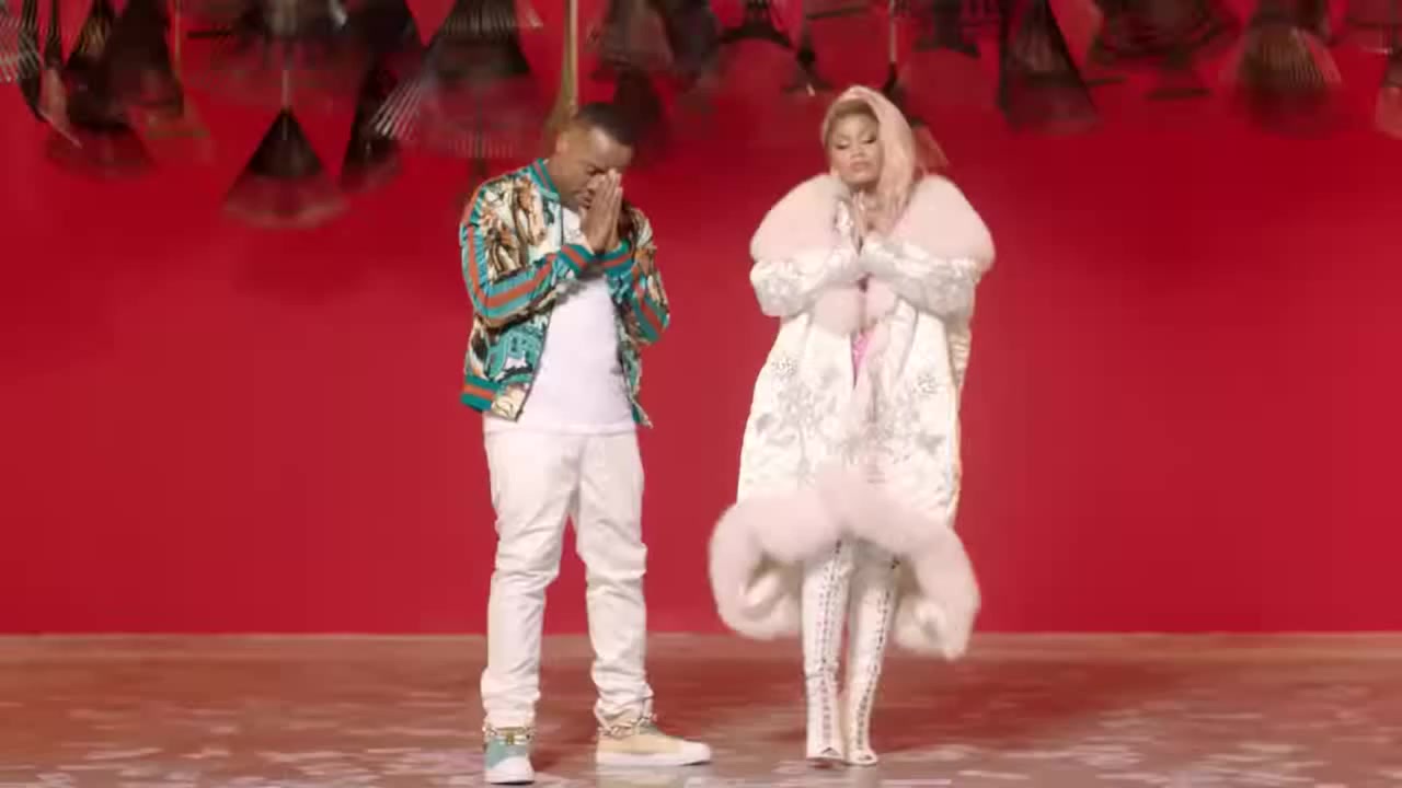 Yo Gotti - Rake It Up (Official Music Video) ft. Nicki Minaj - Coub