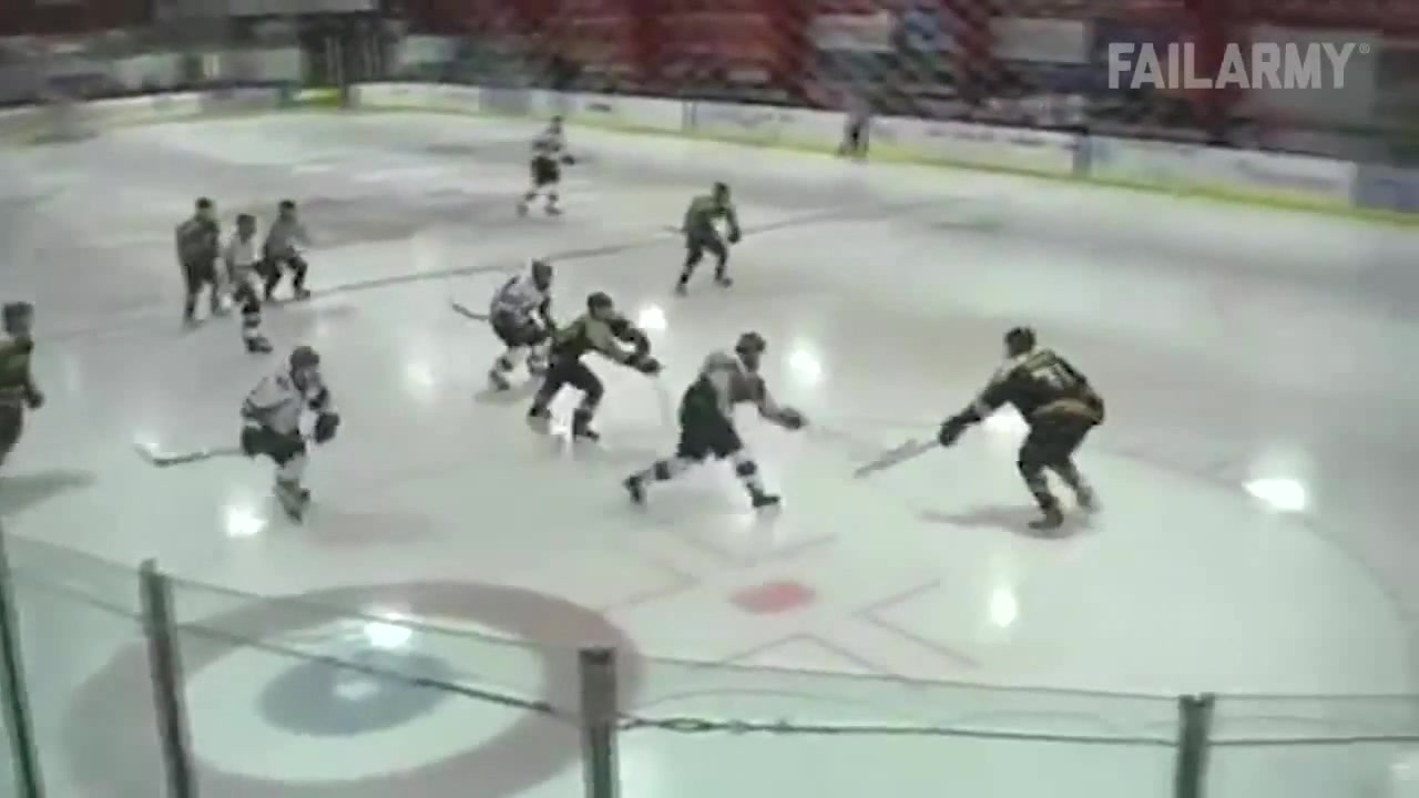 Frozen Fails: Ice, Ice, Maybe. (February 2017) || FailArmy - Coub