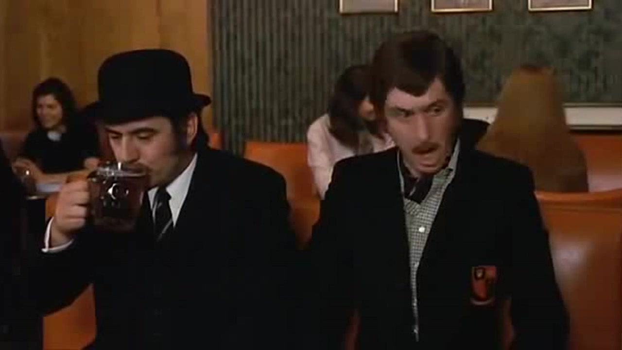 Monty Python - Nudge Nudge (Candid Photography) - Coub