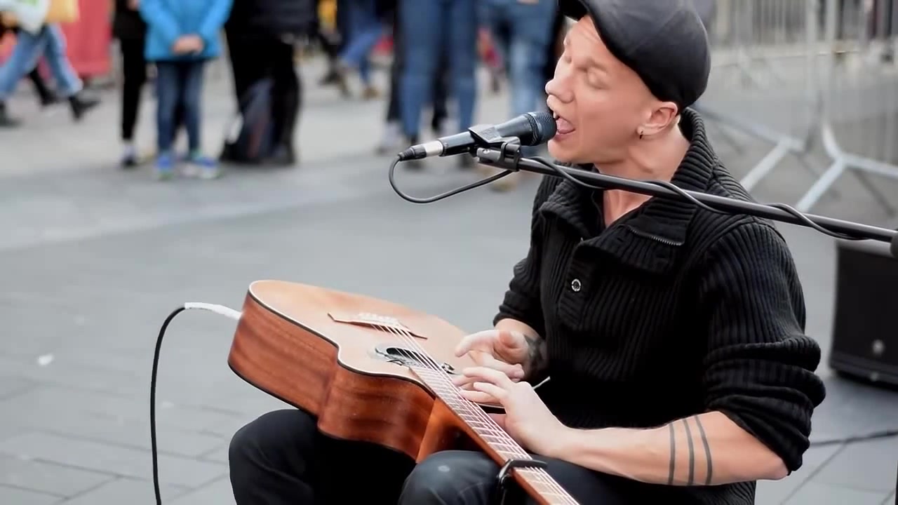 street performer Morf - Coub - The Biggest Video Meme Platform