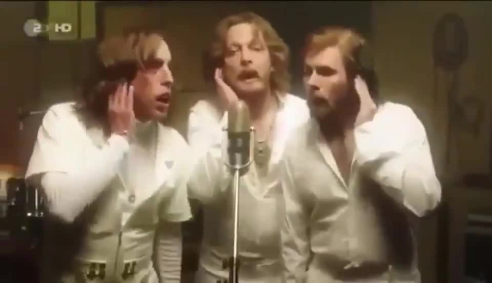 Ah, ah, ah, ah, stayin' alive.. - Coub