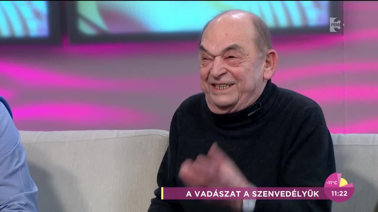 Egyszer csak jött a szomszéd - Coub