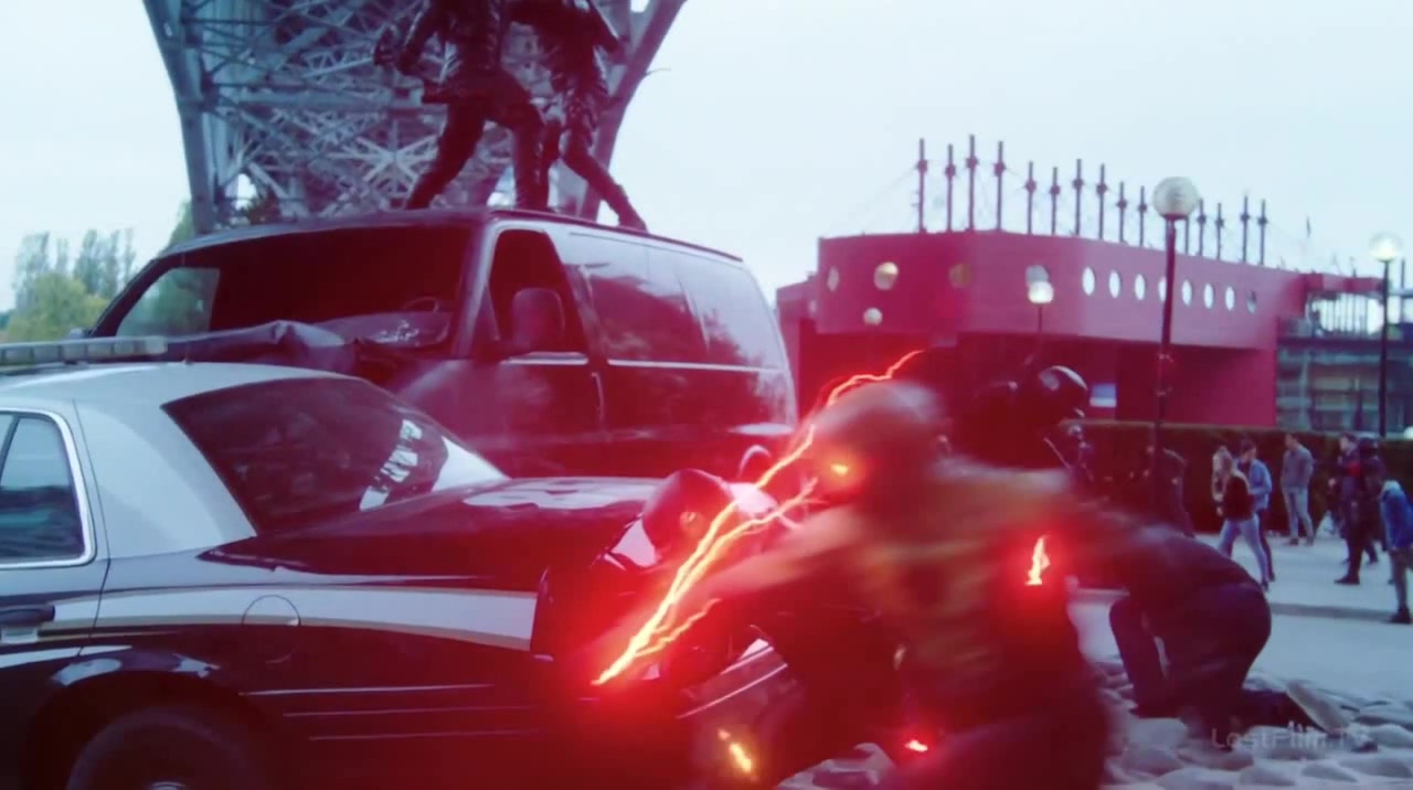 Crisis on Earth-X (Flash vs reverse Flash) music: Noisia - collider - Coub