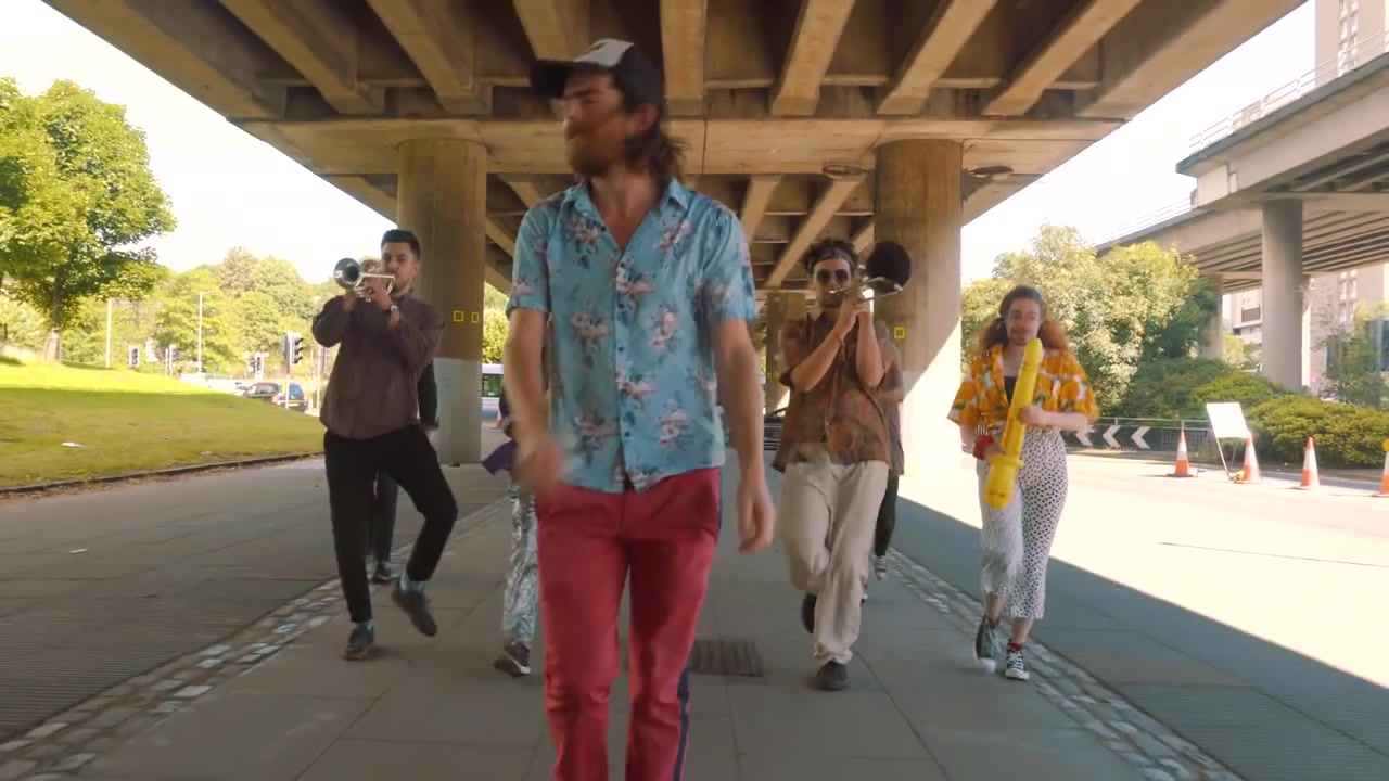 ‘Ric Flair’ strut - Tom McGuire & the Brassholes - Coub