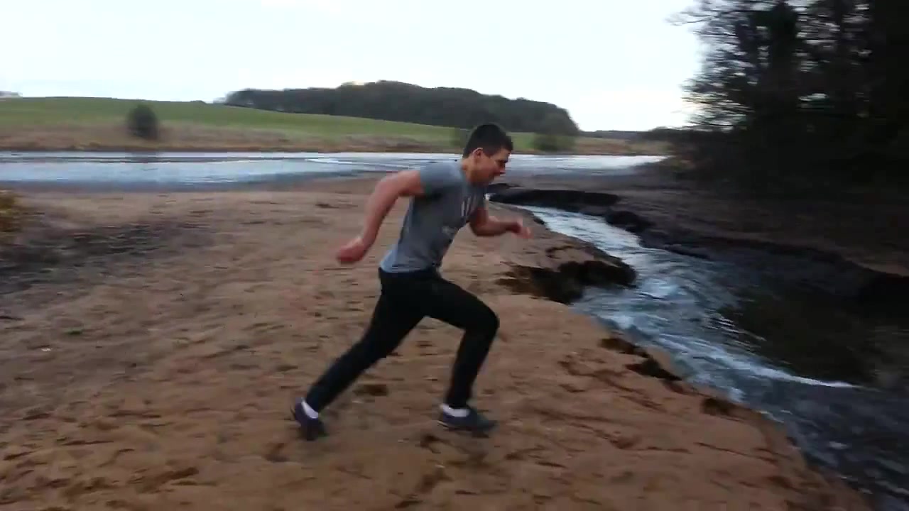 Jump over a river fail - Coub