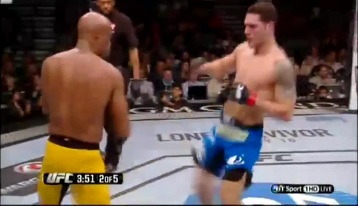 Anderson Silva vs Chris Weidman (Ooo Noo!!!) - Coub