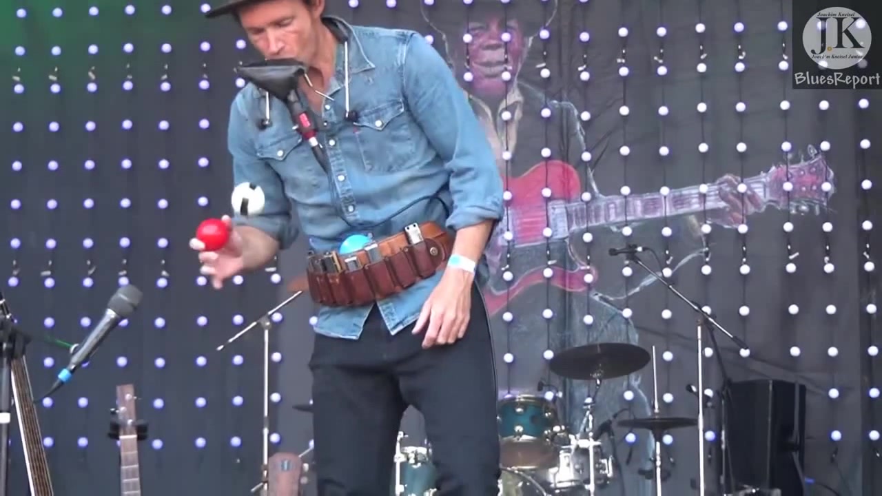 Juzzie Smith - Introducing his One Man Band / 27.Grolsch Bluesfestival ...