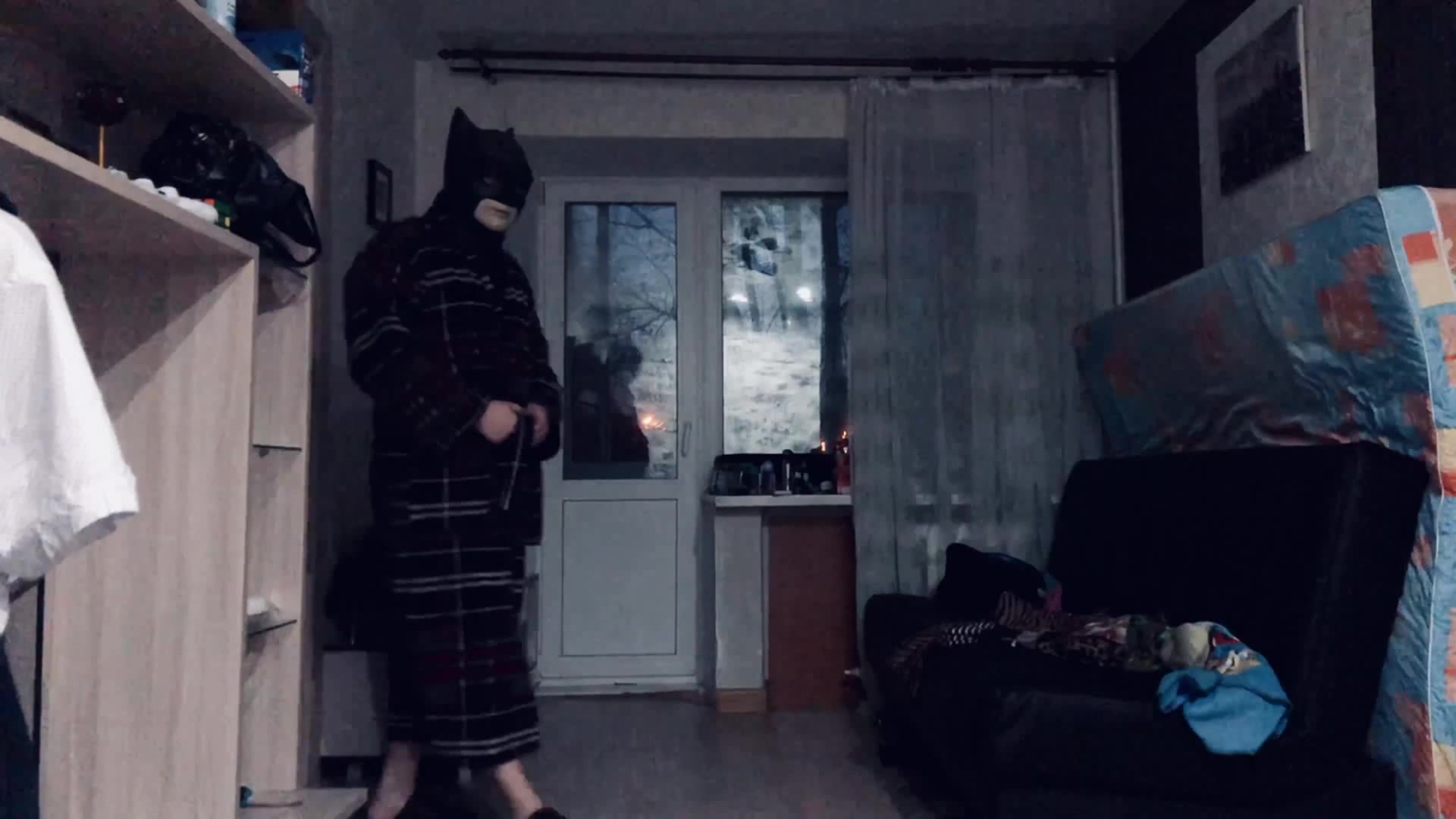 Batman in home - Coub