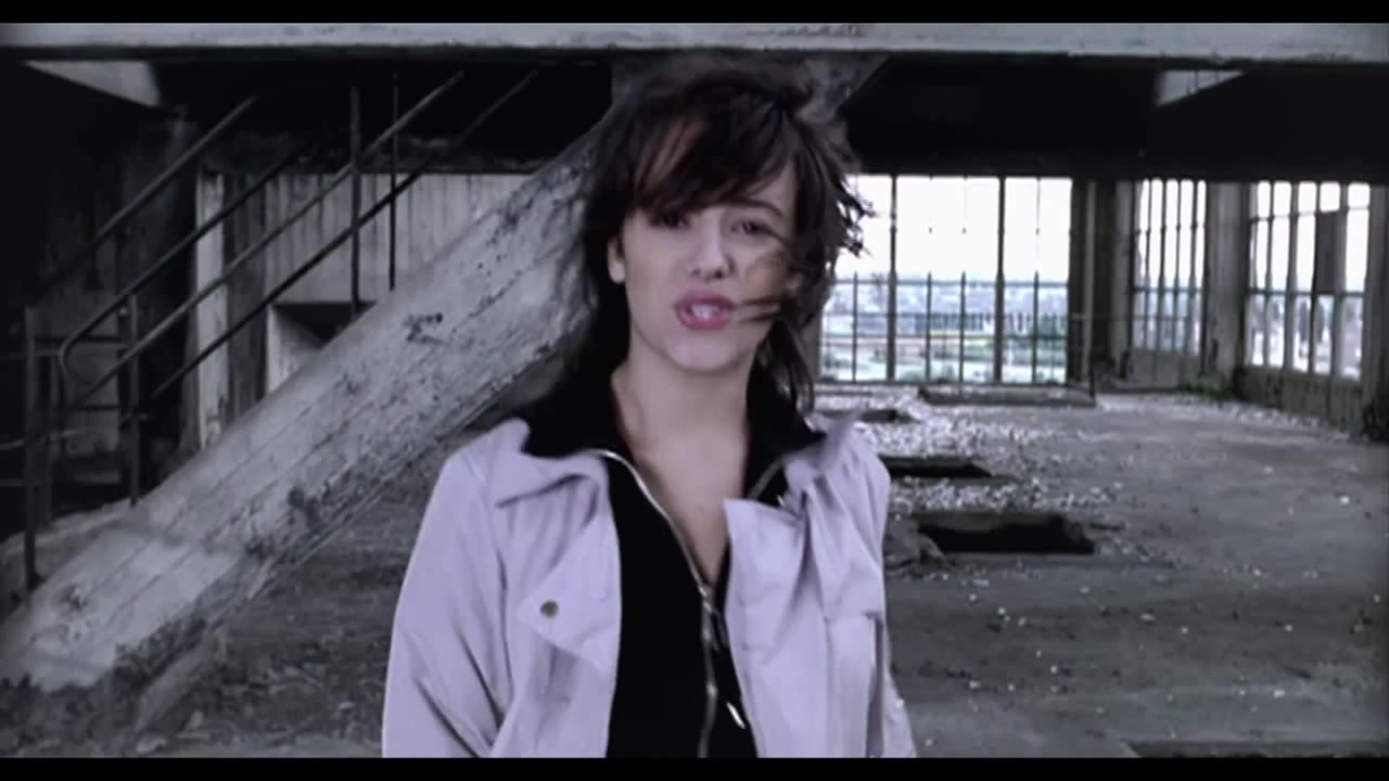 A Contre-Courant (Alizée ) - Coub - The Biggest Video Meme Platform