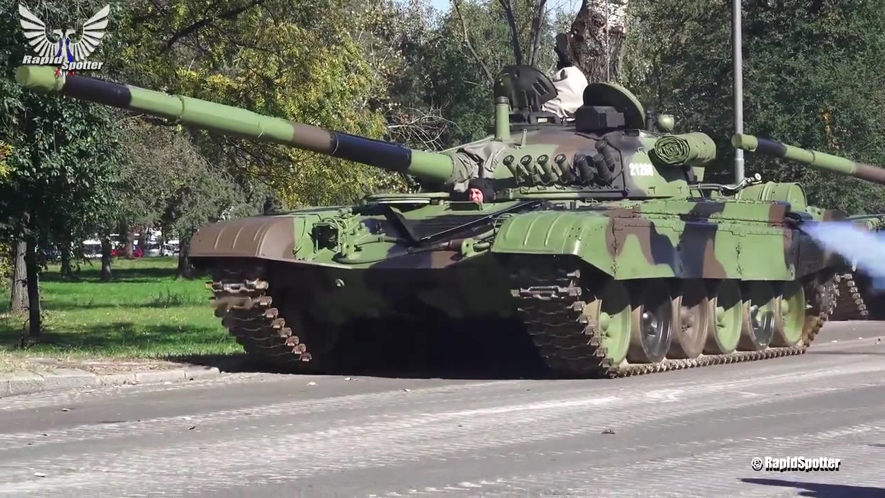 Serbian Tank M84 (T-72) Brutal Acceleration Takeoff - Military Parade ...