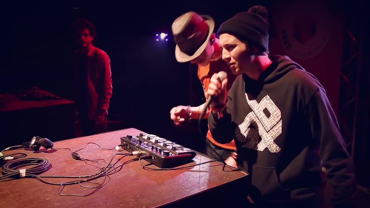 Michael Jackson beatbox loopstantion cover - Coub