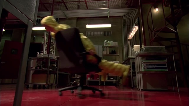 Jesse Pinkman gets bored in the lab - Coub