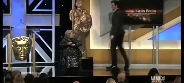 Саша Барон Коэн отчебучил на БАФТА 2013 - Coub - The Biggest Video Meme Platform