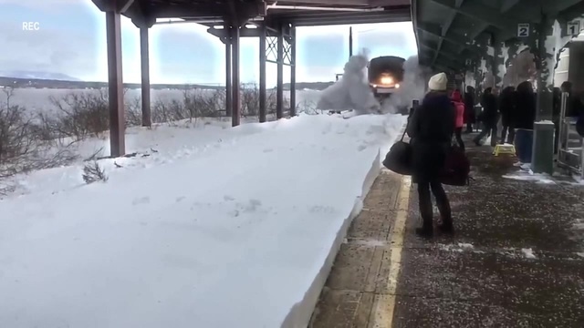 Most Awesome Train Moving Through Snow - Coub - The Biggest Video Meme Platform