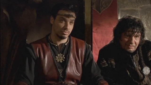 Kaamelott - On comprend ni ce qu'il dit, ni ce qu'il fait ! - Coub