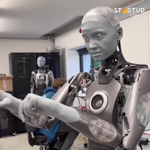 🤖 Humanoid robot 'Ameca' - Coub