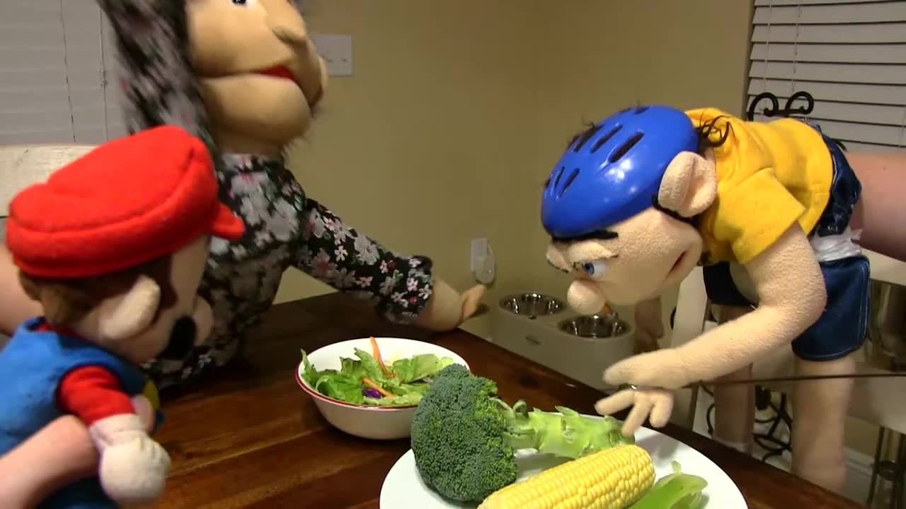 SML Movie: Jeffy's Nanny! - Coub