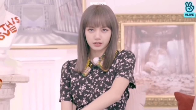 never let jenlisa sit beside each other - Coub