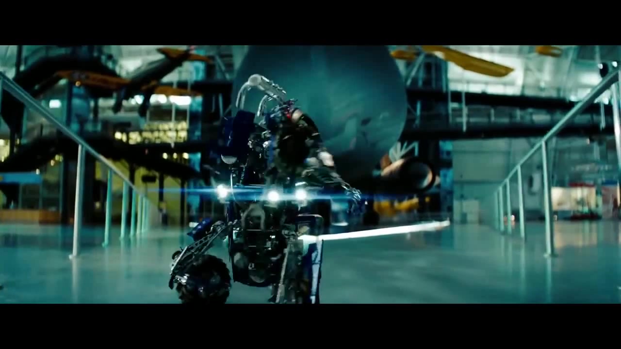 Transformers 2 - Revenge of The Fallen part 2 (2009) This guys a legend - Coub