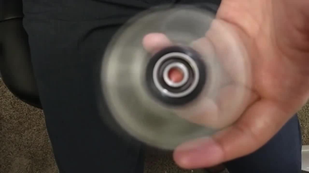 Free fidget spinner Giveaway http://bluenik.com/1h9a - Coub