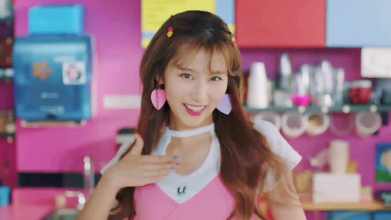 TWICE "LIKEY" M/V - Coub