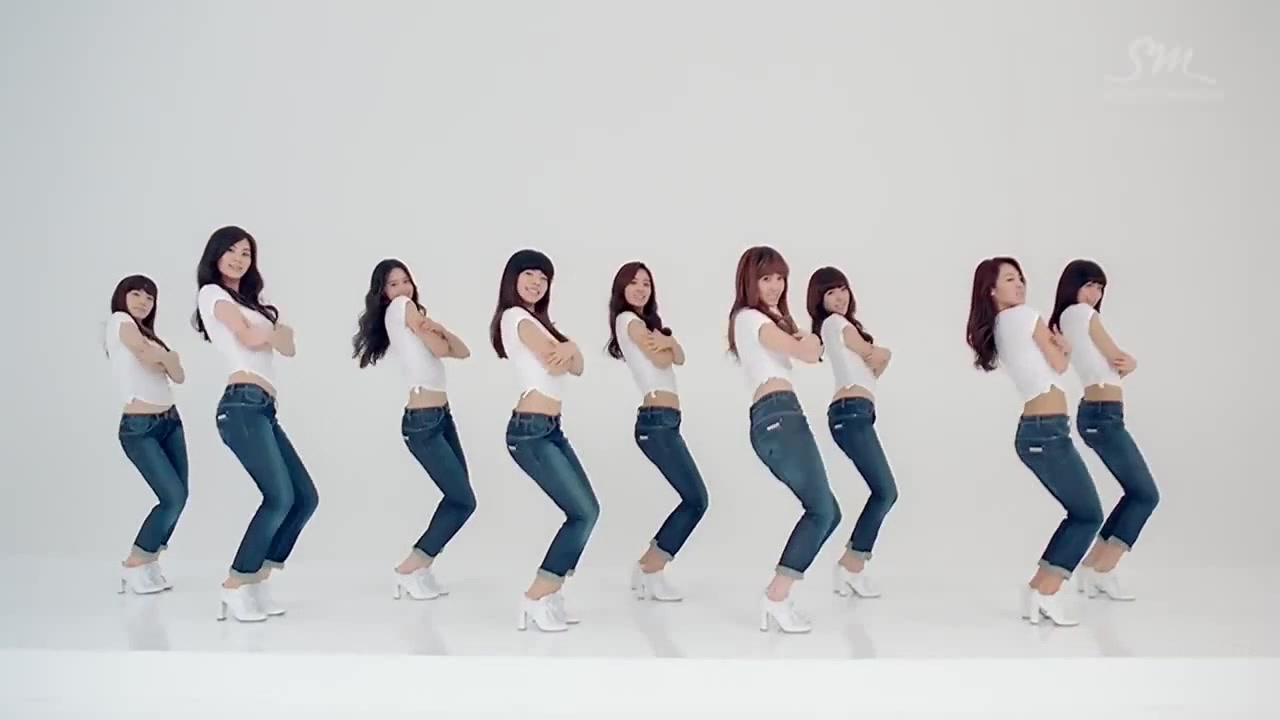 Girls' Generation 소녀시대_Dancing Queen_Music Video - Coub