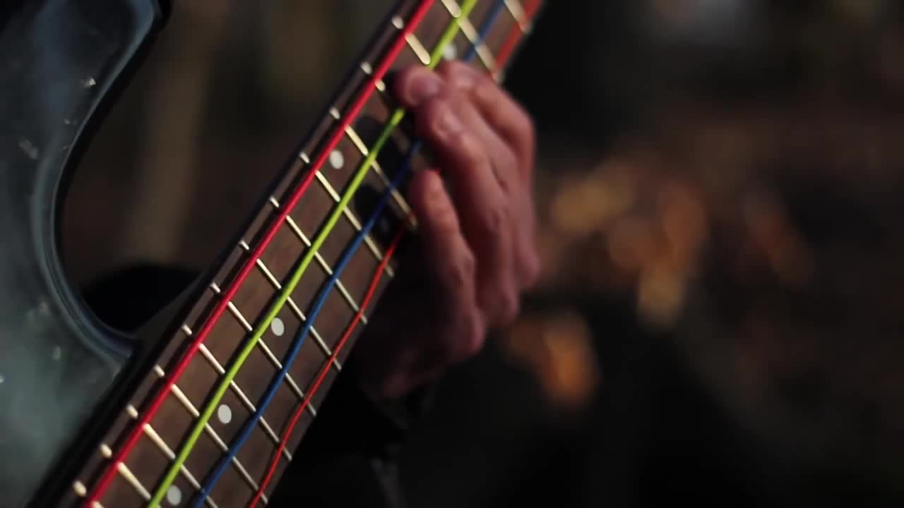 The White Stripes - Seven Nation Army (Bass Arrangement) - Coub