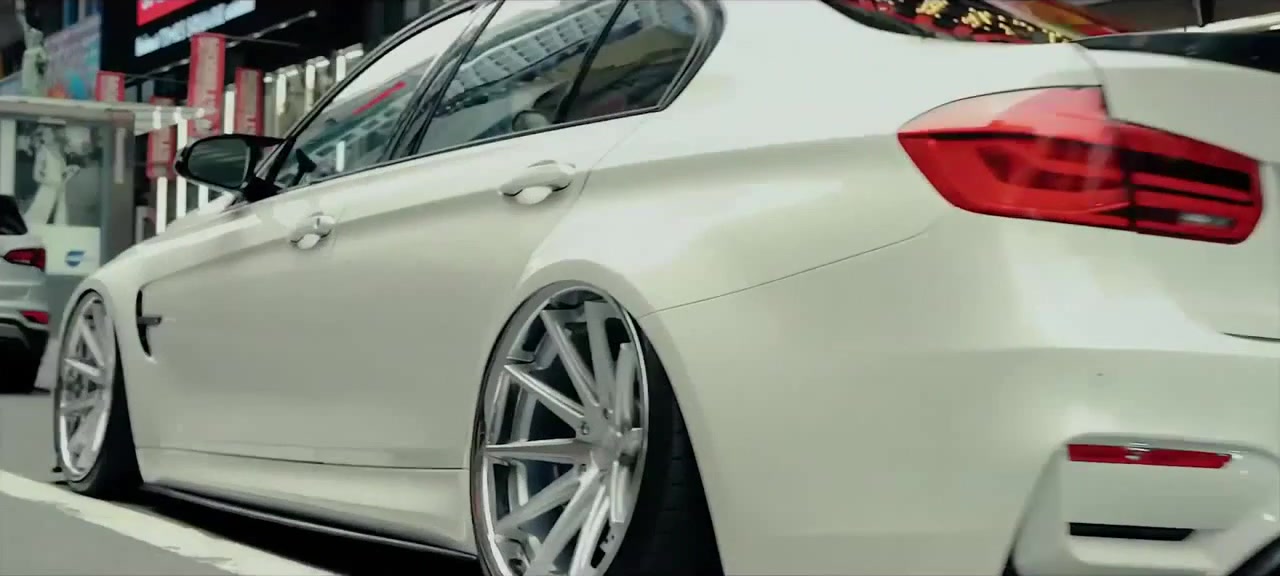White BMW M3 Princess - Coub