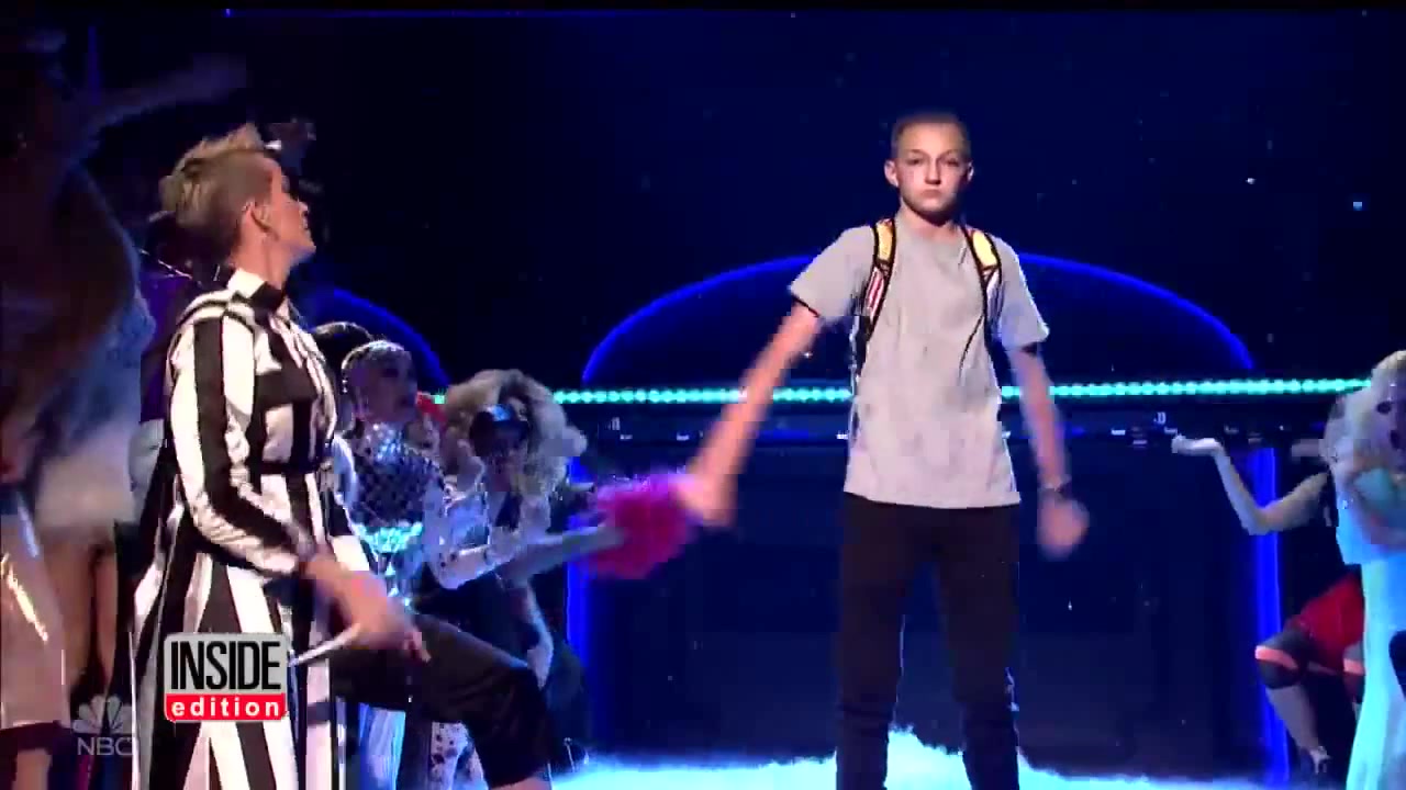 Dancing 'Backpack Kid' - Coub