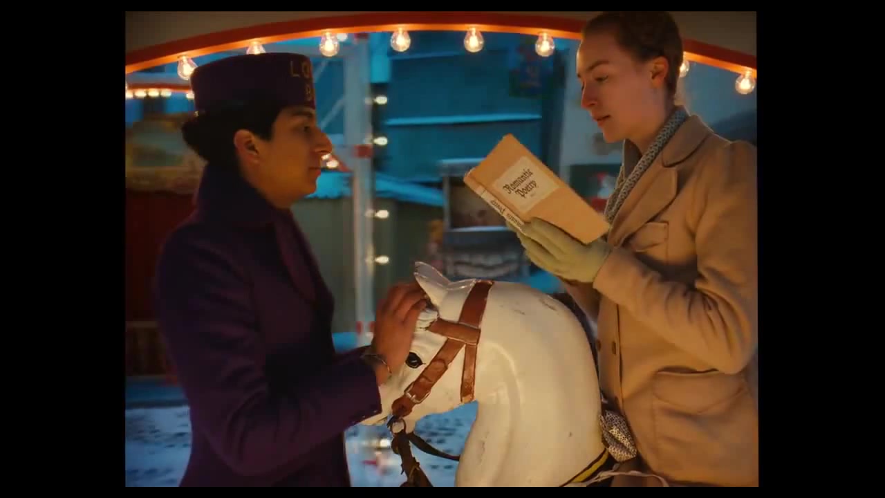 Love on the Carousel - Coub - The Biggest Video Meme Platform