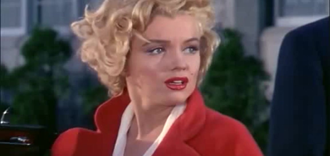 Marilyn Monroe watching the end of human civilization - Coub