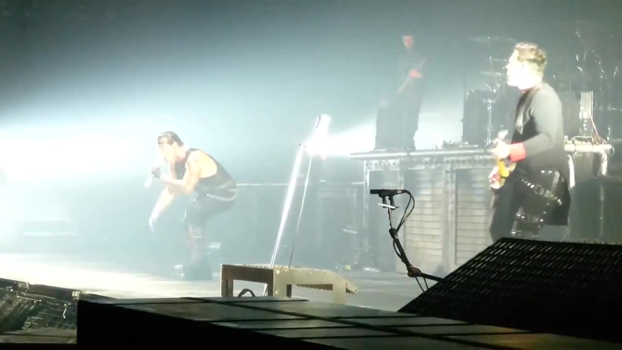 Rammstein Weisses Fleisch LIVE Montreal Centre Bell Center 2011 - Coub - The Biggest Video Meme ...