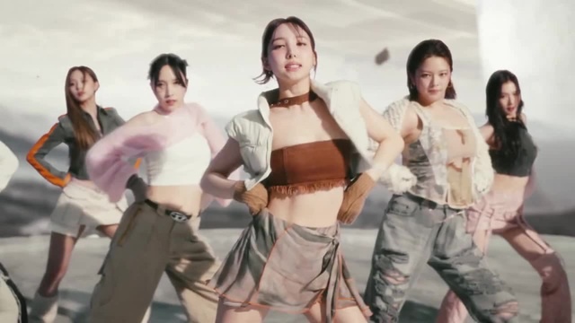 TWICE - SET ME FREE - Coub - The Biggest Video Meme Platform