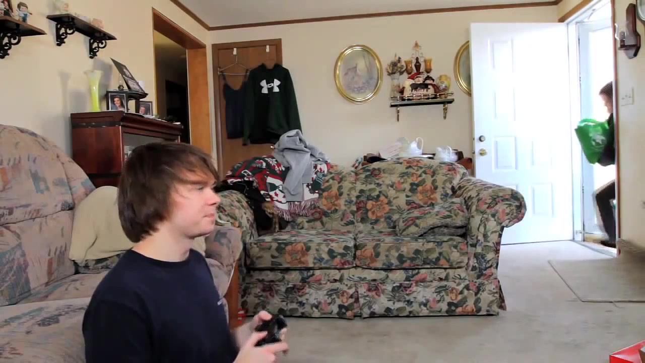 Hell Yeah! Covers - Бабский пугач уже в продаже! - Coub - The Biggest Video Meme Platform