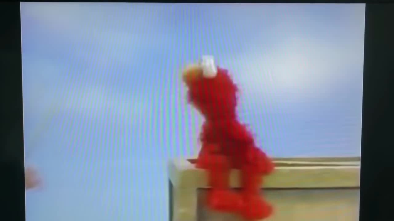 Elmo asks a Robin Williams a question - Coub