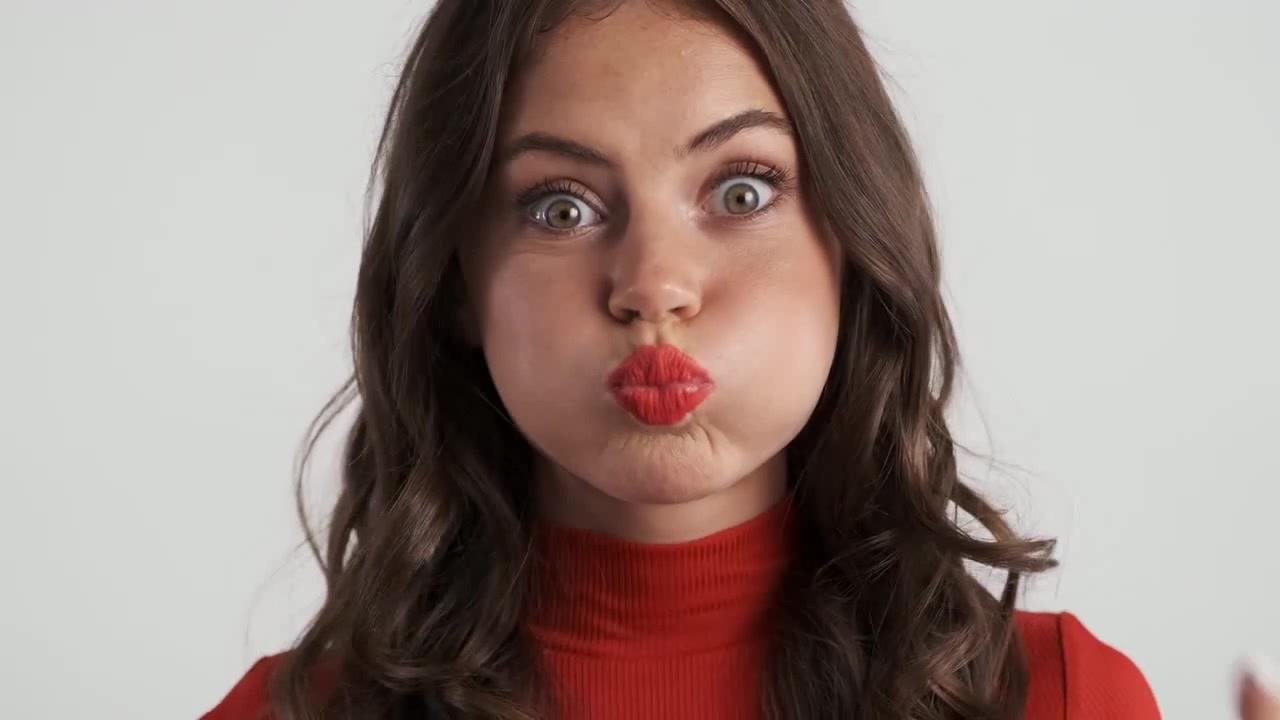 How Cheeky ! Have a Pop and a smile !! - Coub