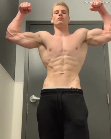 young bodybuilder showing his pumped muscle | muscle worship | flexing - Coub