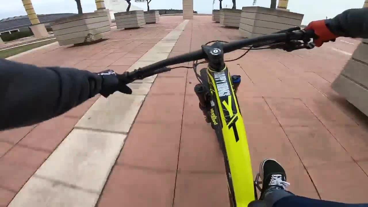 BARCELONA URBAN FREERIDE - Coub