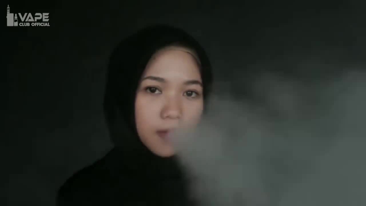 Keren Cewek Hijab Jago mainin Vape | by zeze_zenny - Coub