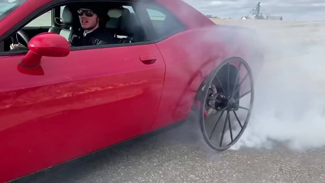 Hellcat on Horse & Buggy Wheels DOES A BURNOUT! - Coub - The Biggest Video Meme Platform