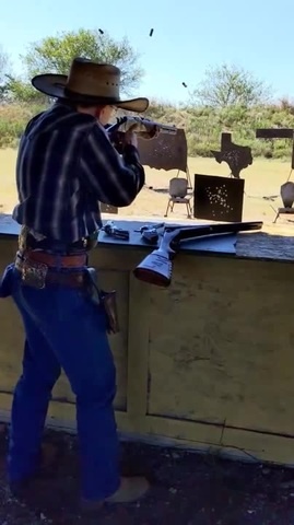 Человек-пулемёт Machine gun man - Coub