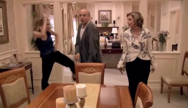 Arrested Development - Chicken Dance (Whole Family) - Coub - The ...