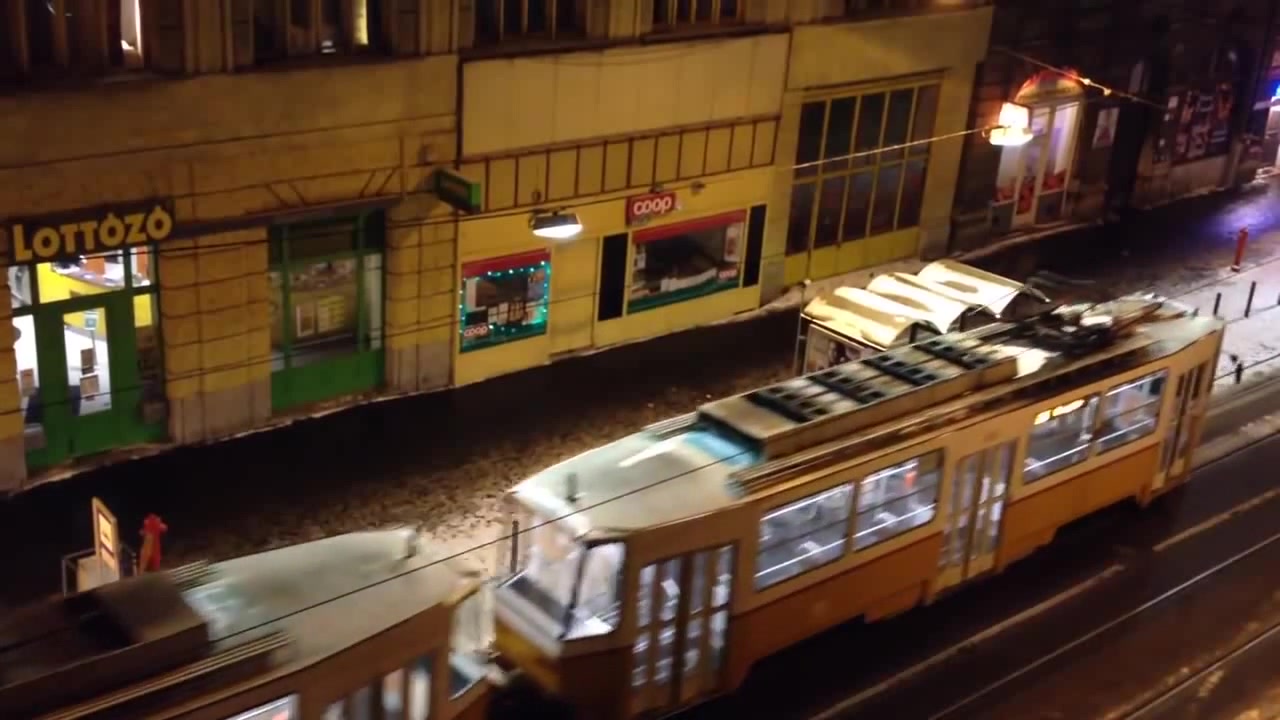 Elment a villamos(neeee! megöllek) - Coub
