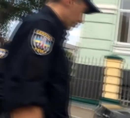 Батюшка vs Cops \ Saint Hastla v.1 - Coub