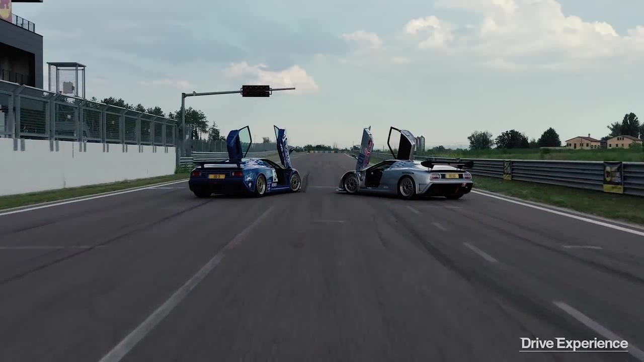 Bugatti EB110 (Le Mans & IMSA) - Coub - The Biggest Video Meme Platform