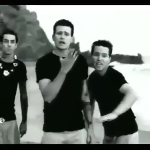 Get those lights off - Coub