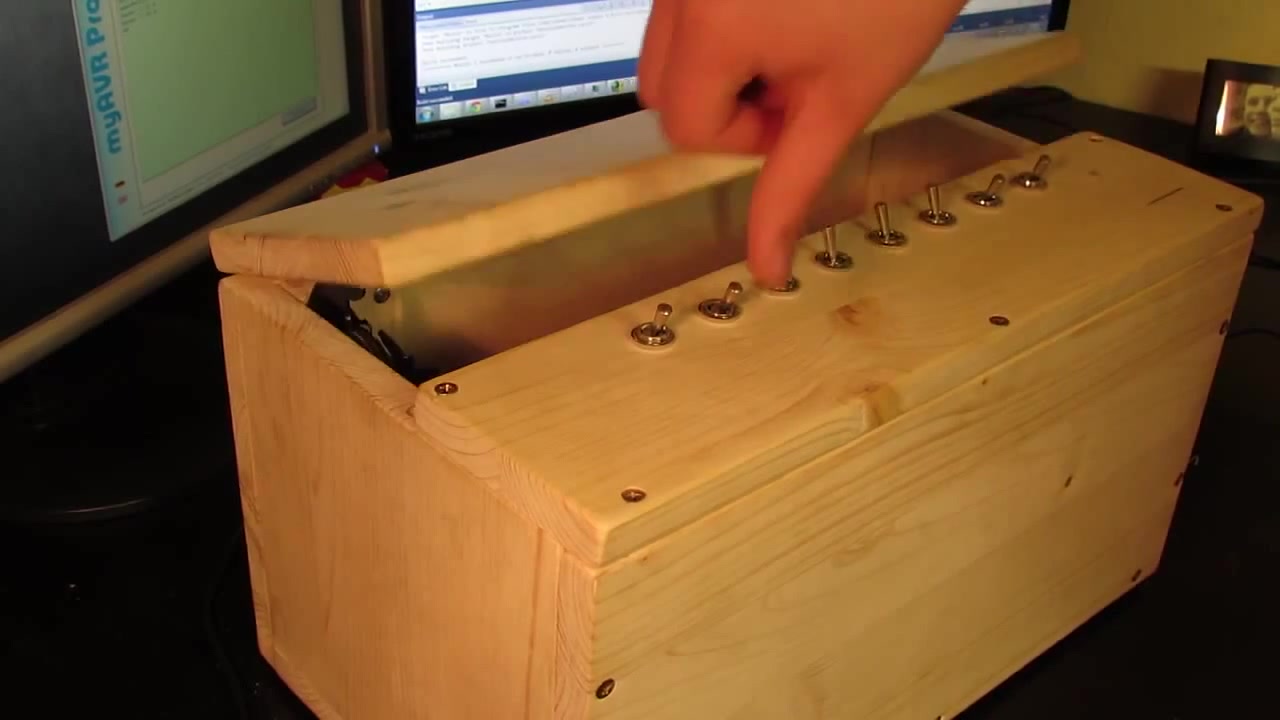 Another Advanced Useless Machine - Coub