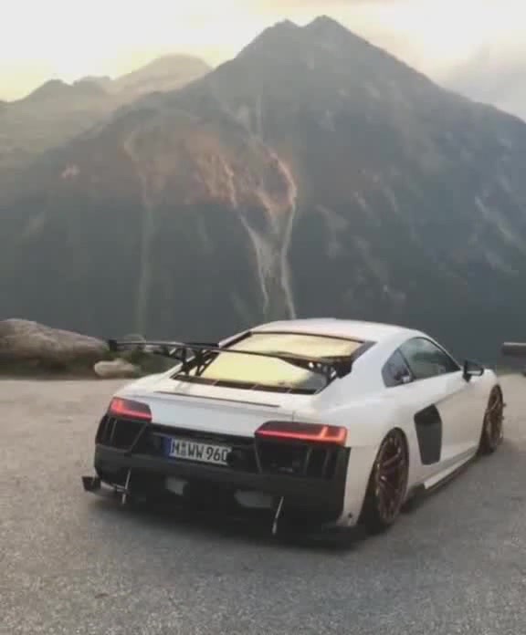 R8 epic sound with amazing view - Coub - The Biggest Video Meme Platform