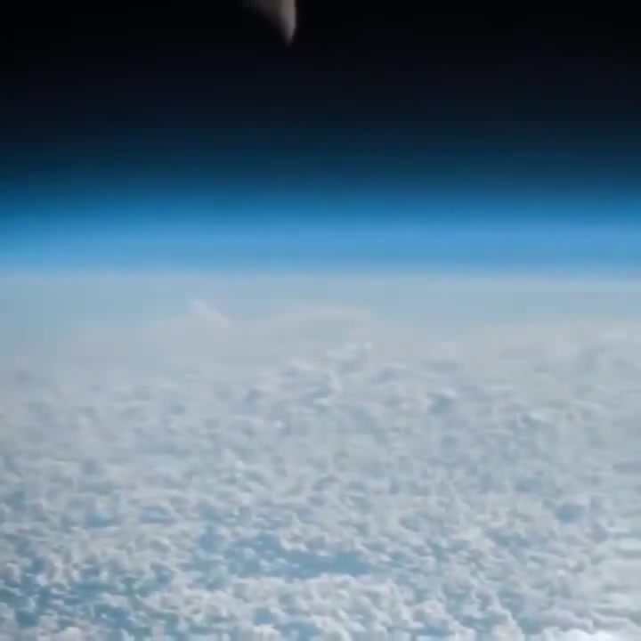 Moonset from space - Coub