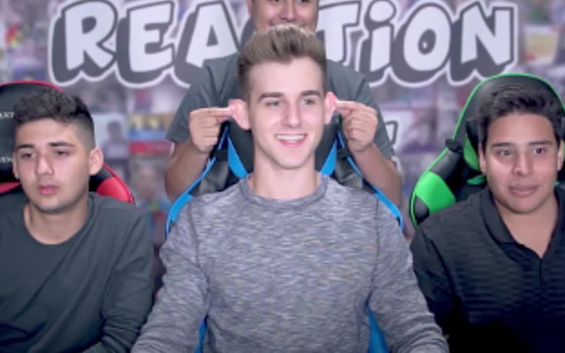 tal fishman from reaction time, pulling his ears - Coub